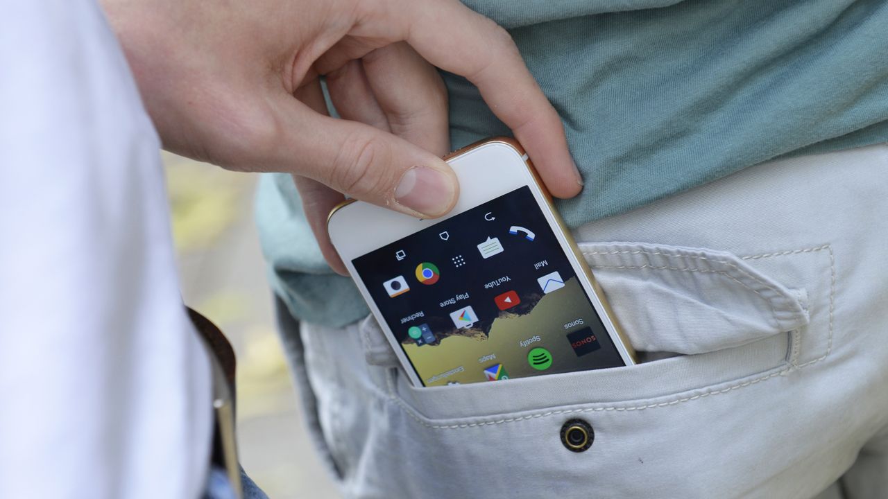 IPhones could soon get a handy anti-snatching upgrade from Android