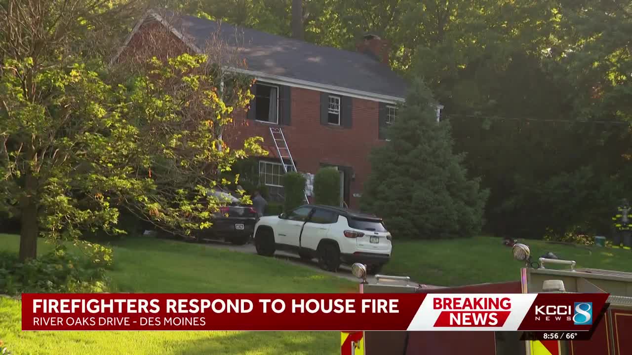 No injuries reported from house fire in Des Moines