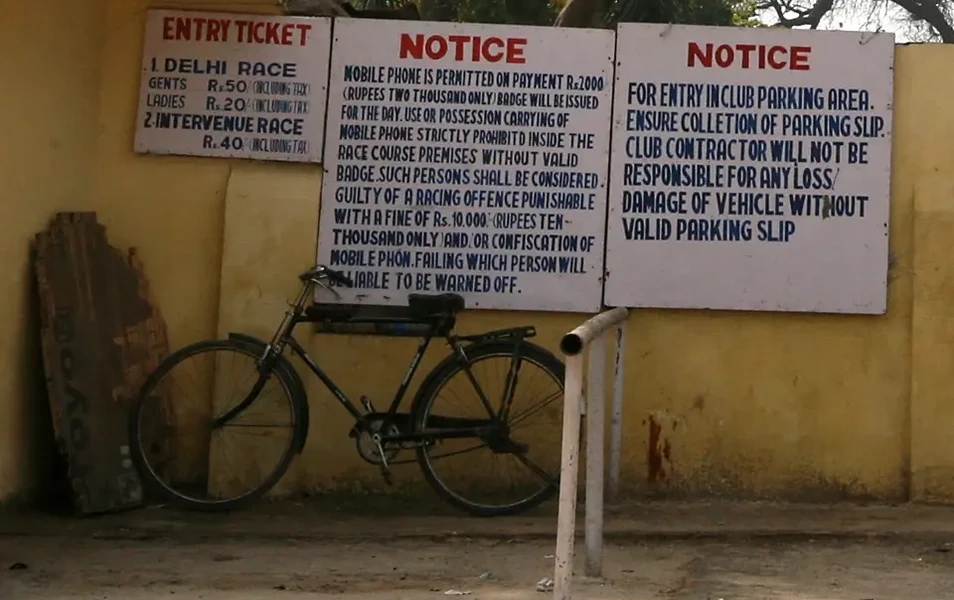 Delhi HC allows Centre to resume Delhi Race Club eviction