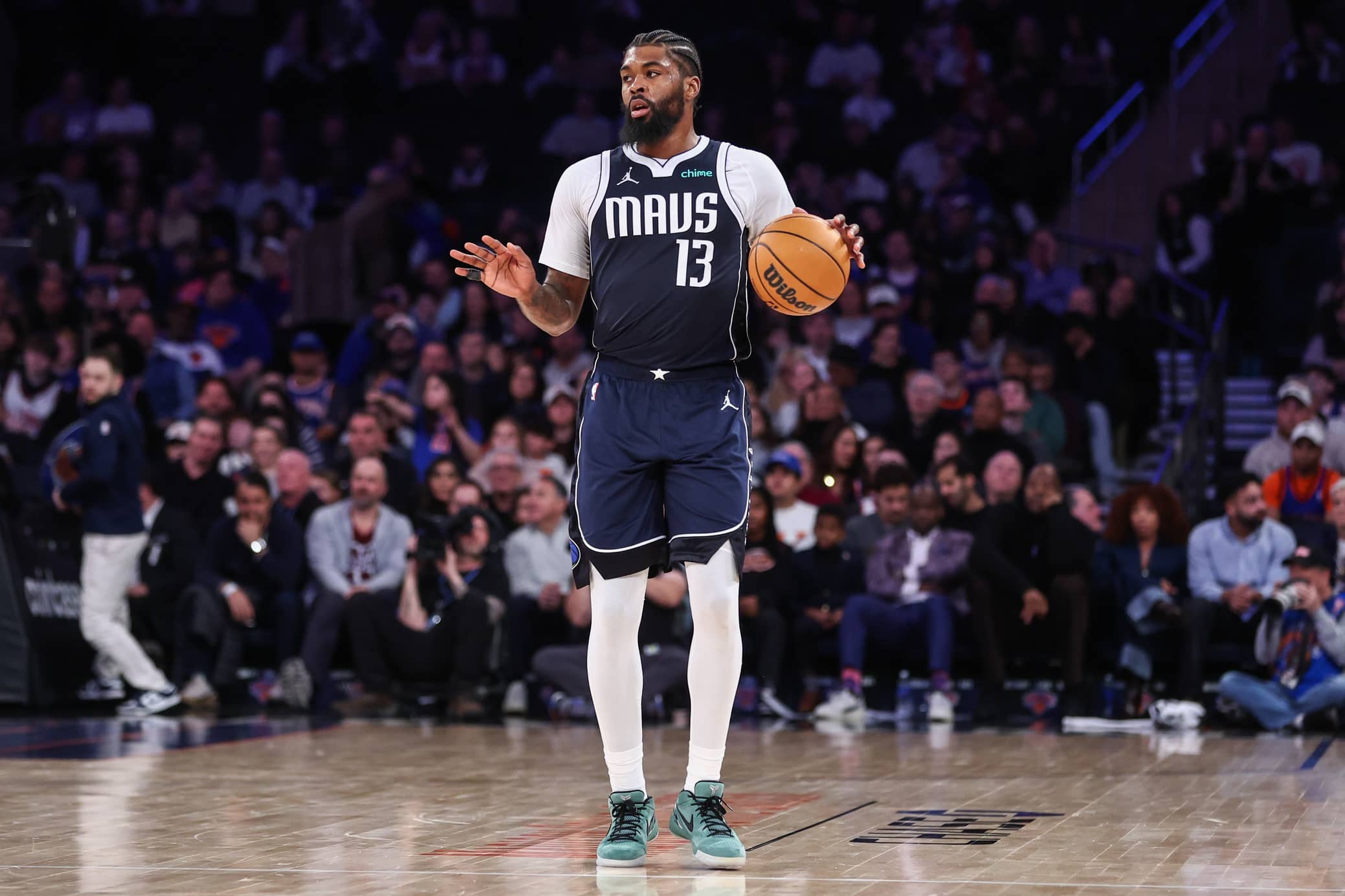 Naji Marshall leaves massive $5,000 tip at New Orleans restaurant after ...
