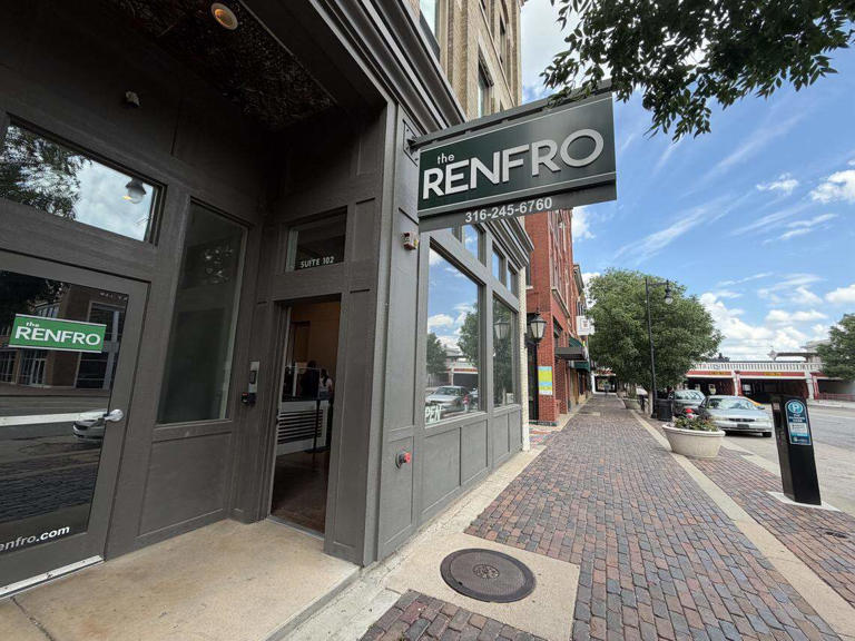 A familiar Wichita restaurant is expanding its presence to downtown Wichita