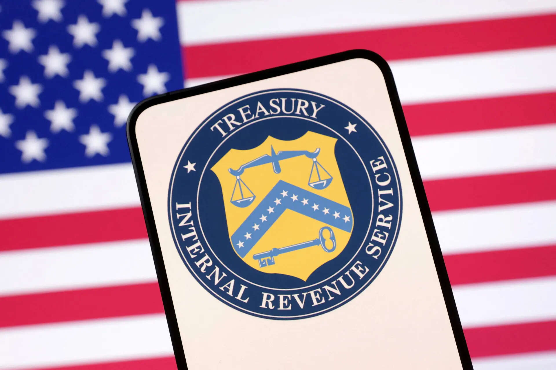 30-year treasury yield bond, 10-year ‌treasury yield note fall big ...