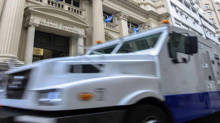 El Gobierno reestructura deuda en manos del BCRA y reemplaza bonos que ...