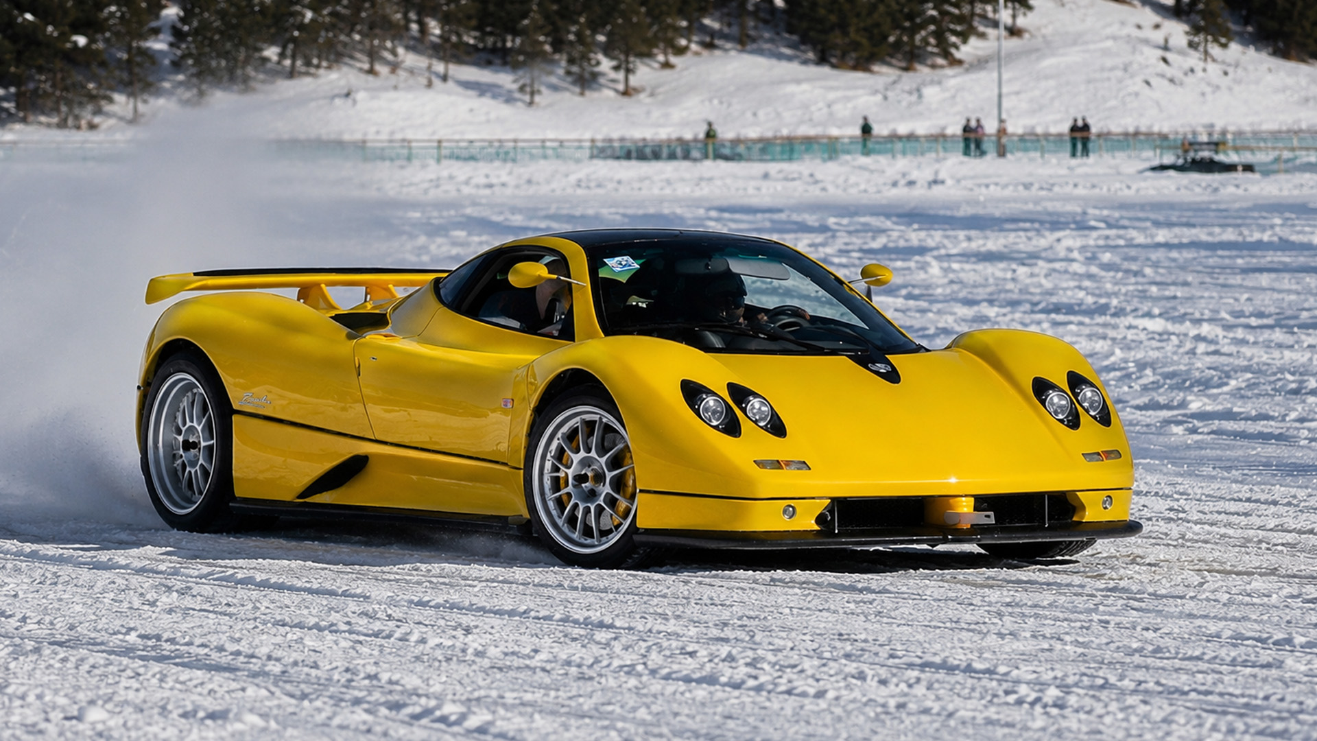 Pagani Zonda C12 going full throttle on an icy surface