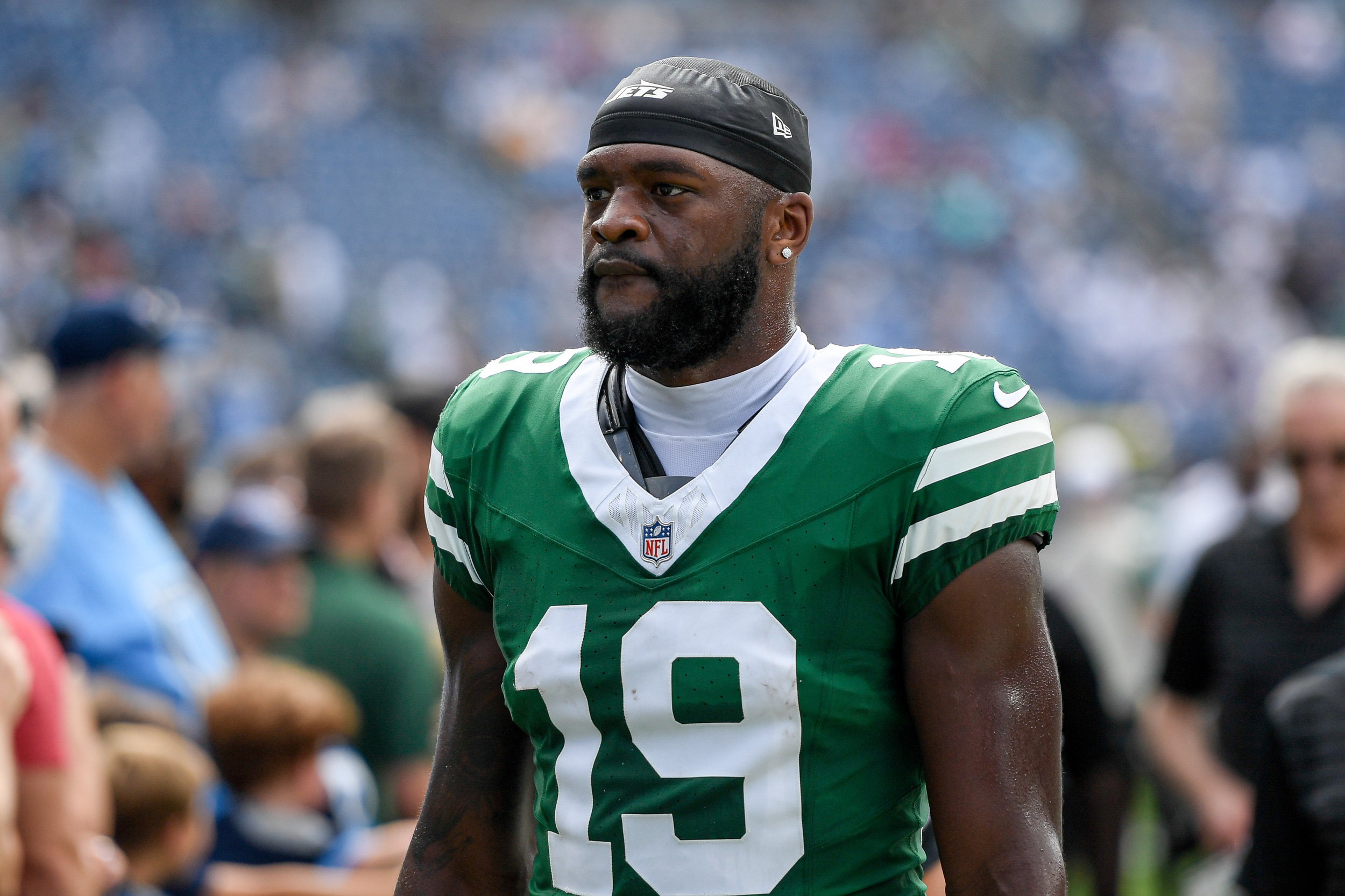 Seahawks to acquire WR Irvin Charles from Jets