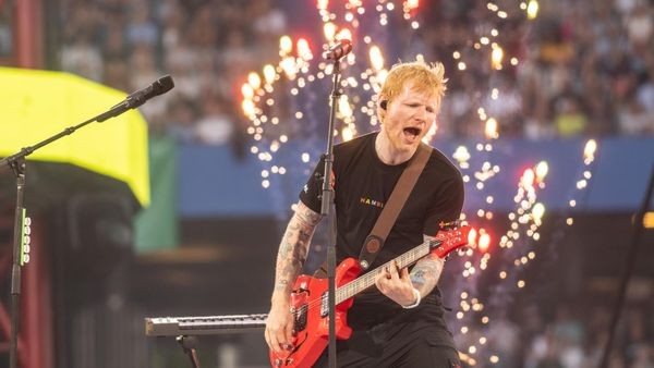 Neu im Planetarium Bochum: Ed Sheerans größte Hits erklingen unter der ...