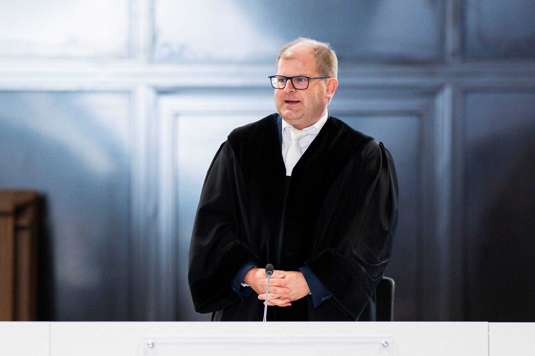 Gericht über Klette und ihre Komplizen: „Wer so zielt, nimmt tödliche ...