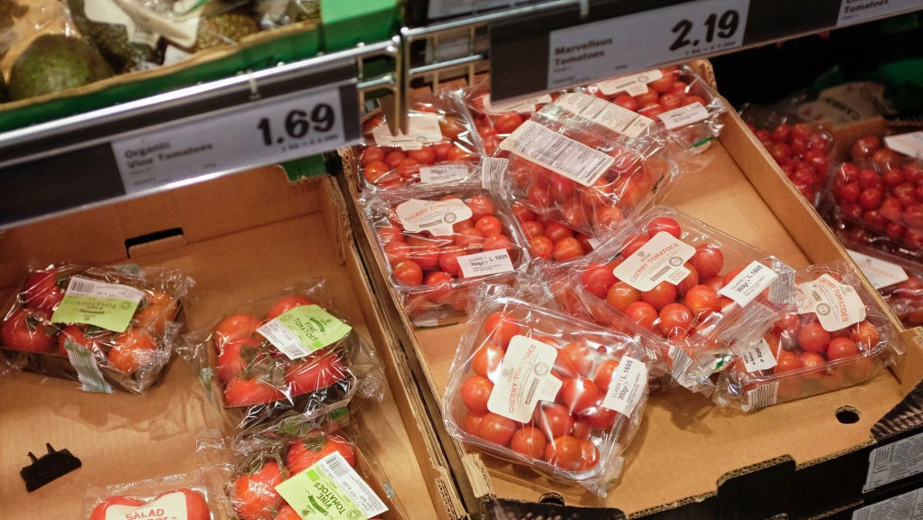 UK to press ahead with £2bn packaging levy despite easing inflation