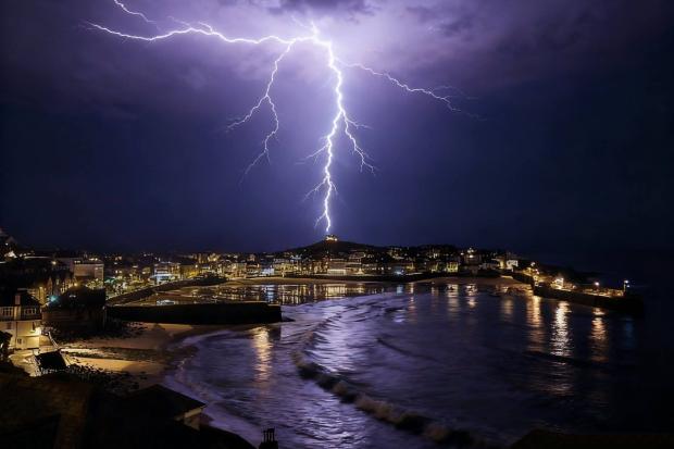 New weather warning for thunderstorms in parts of Cornwall