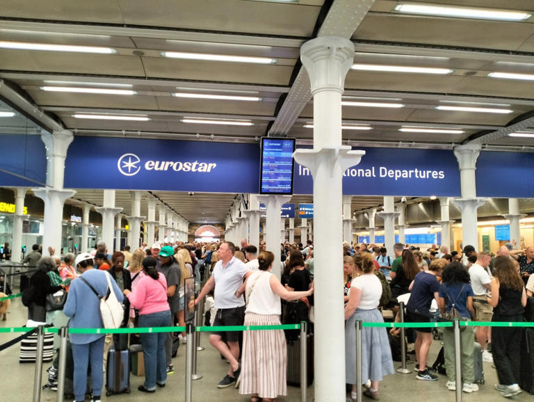 Lightning damage causes rush hour train delays on major route into London
