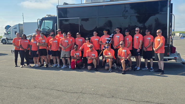 Area law enforcement officers participate in Torch Run for Special ...