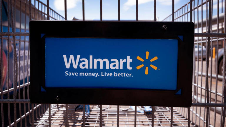 Bank of America makes bold call on Walmart stock