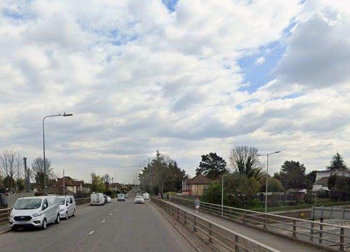 M25 clockwise between junctions 1A and 1B for Dartford closed due to ...