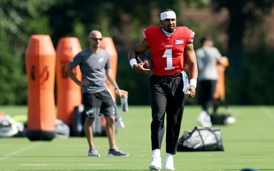 Mannion’s run-focused scheme begins to take shape at Eagles OTAs