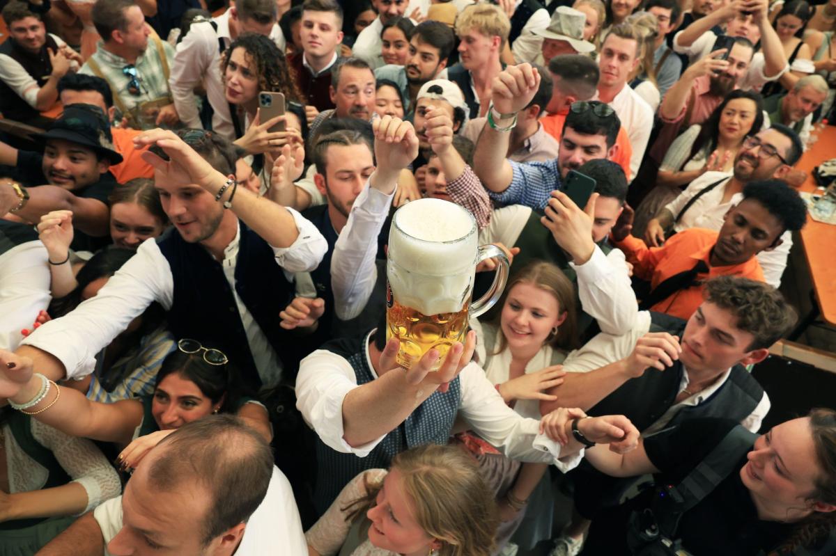 Verbot von Liedern auf der Wiesn? Das sagt der Oktoberfest-Chef dazu