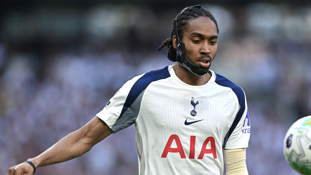 Tottenham sign Senesi and target Stones in defensive revamp