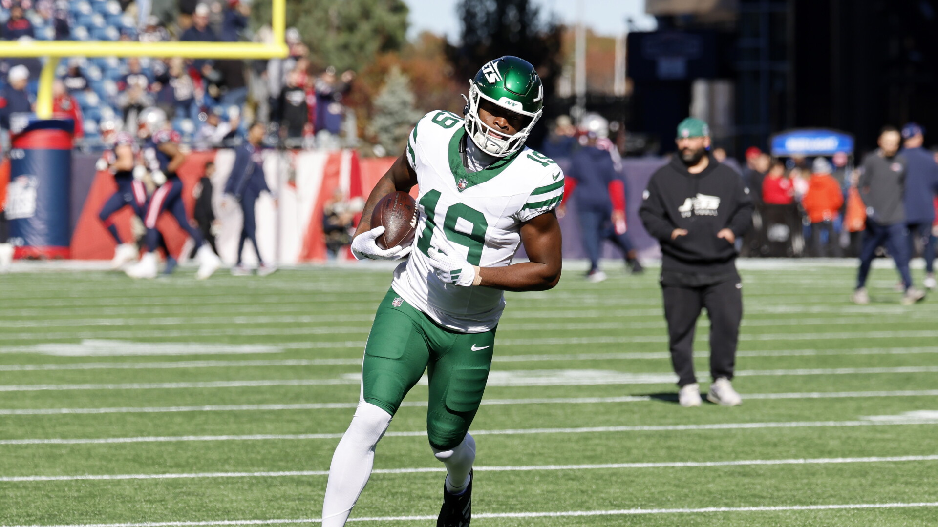 Report: Jets to trade WR Irv Charles to the Seahawks