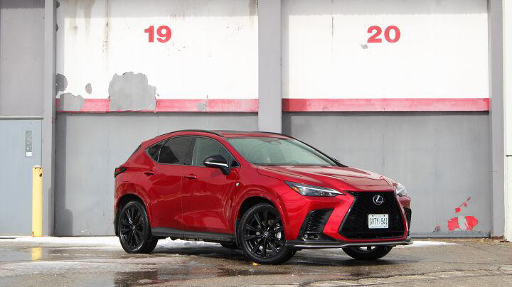 2026 Lexus NX 450h+: 3 pros and 2 cons