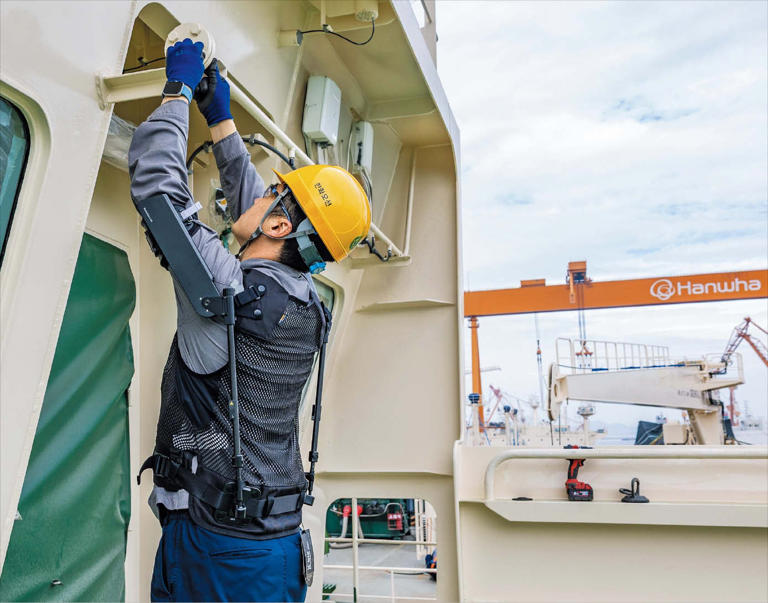 Wearable robots lighten heavy lifting across industries