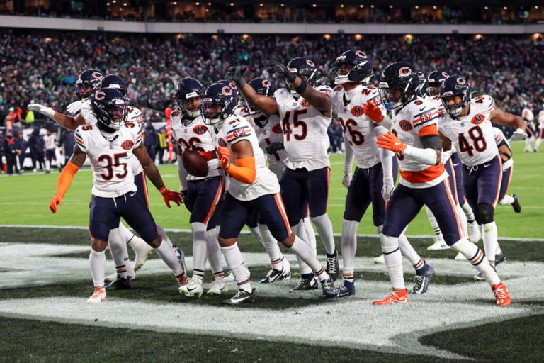 Bears' Indiana move faces challenge as Chicago suburb mayor takes major ...