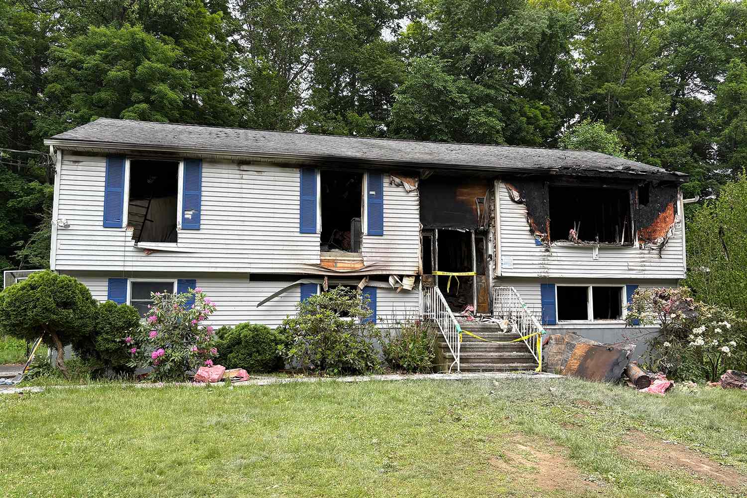 Teen girl dead, boy in 'extremely critical' condition after fire tears ...