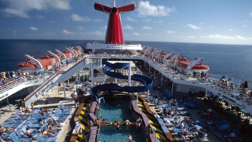 Carnival sued for $5M over alleged pool deck burns