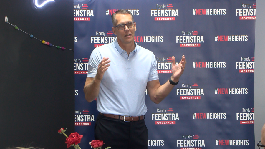 Rep. Feenstra makes Governor campaign tour in Sergeant Bluff