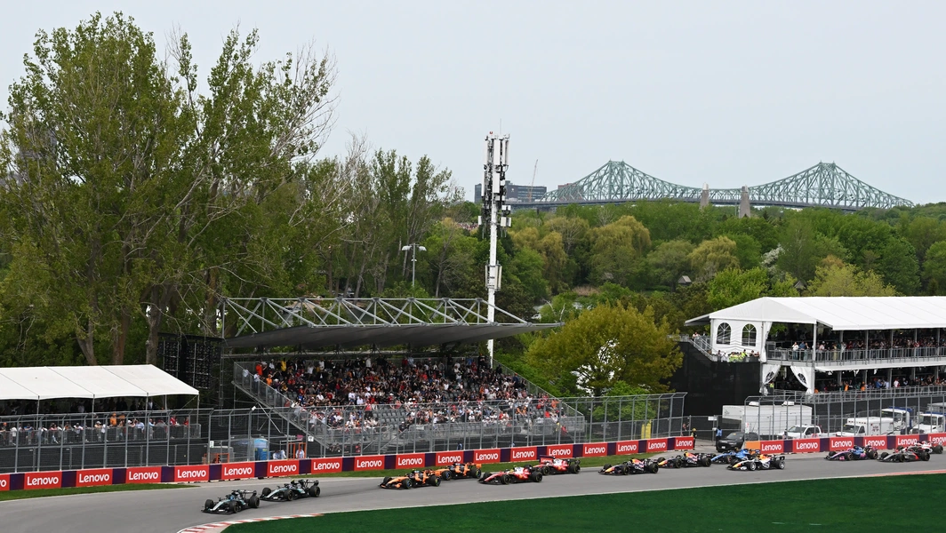 Russell fined and apologizes after Canadian GP headrest incident