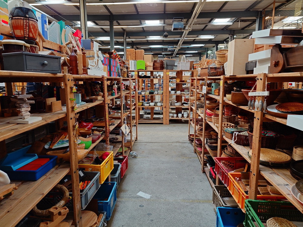 How to flip thrift store finds for profit online