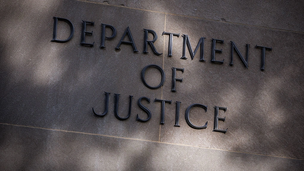 Trump faces mounting backlash over politicized DOJ and public conduct