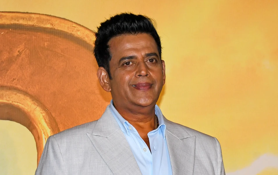 Ravi Kishan files FIR over alleged smear campaign in Gorakhpur