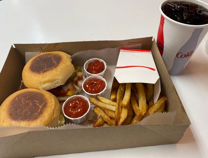 The best burgers in Vermont: 7 spots that prove even a weak burger ...
