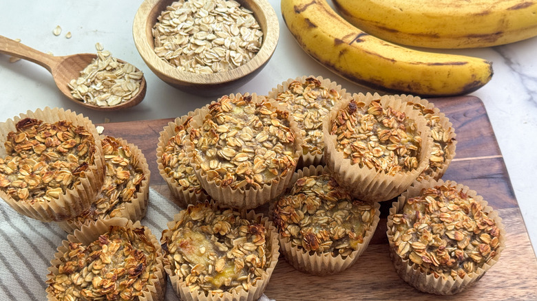 3-ingredient banana oatmeal muffins recipe