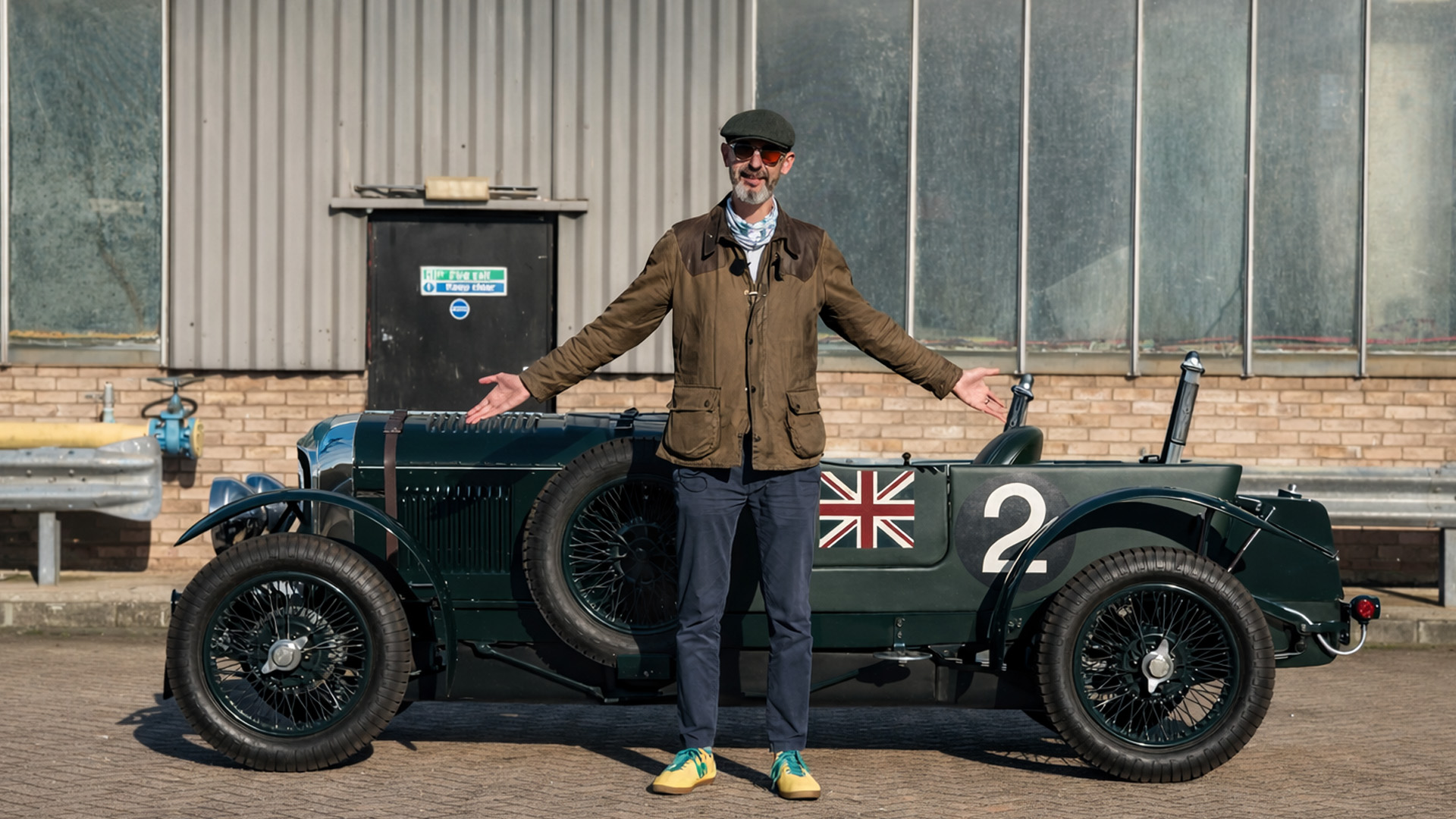 The classic shape of this Bentley Blower Junior has a retro style