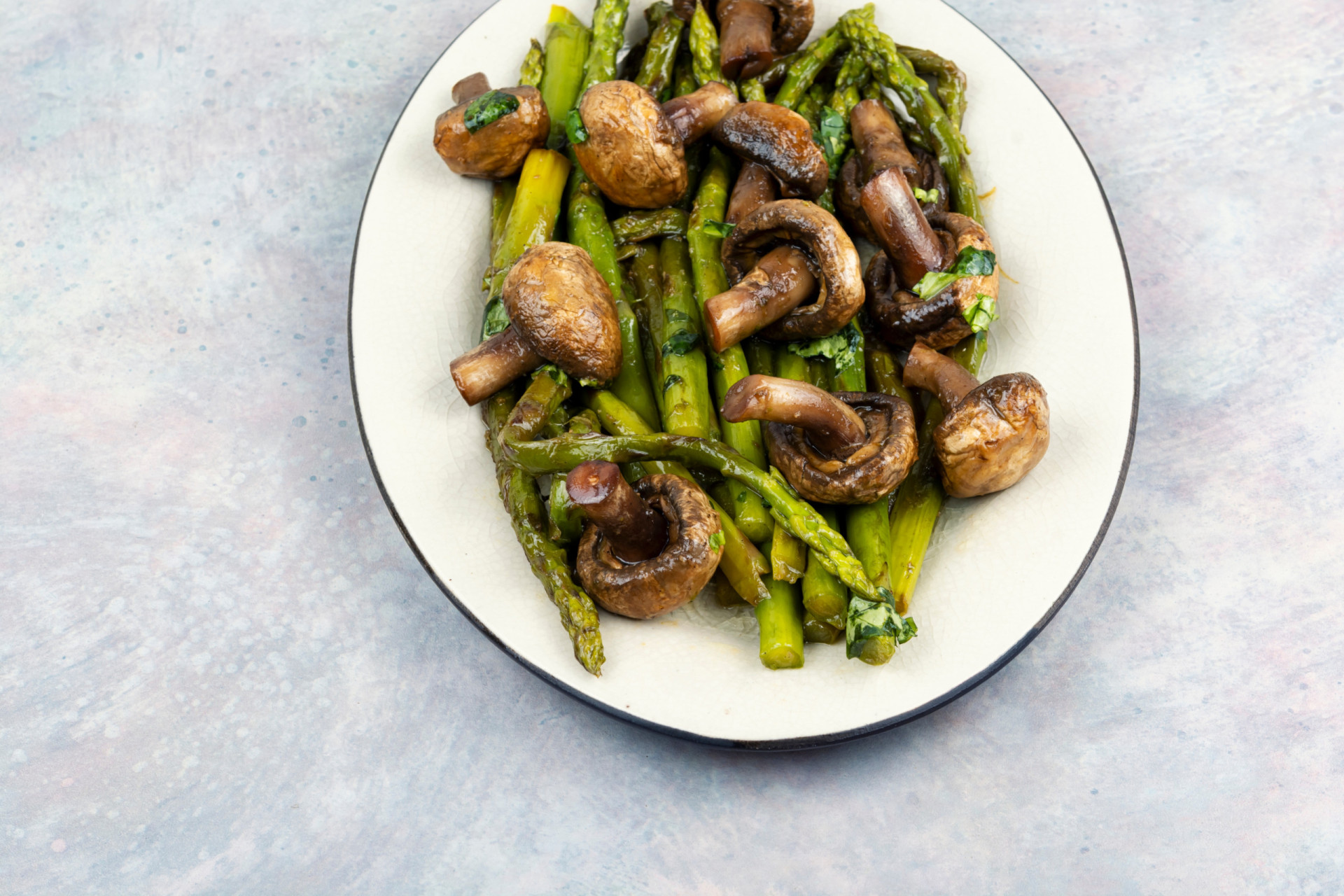 Foods that contain almost no calories