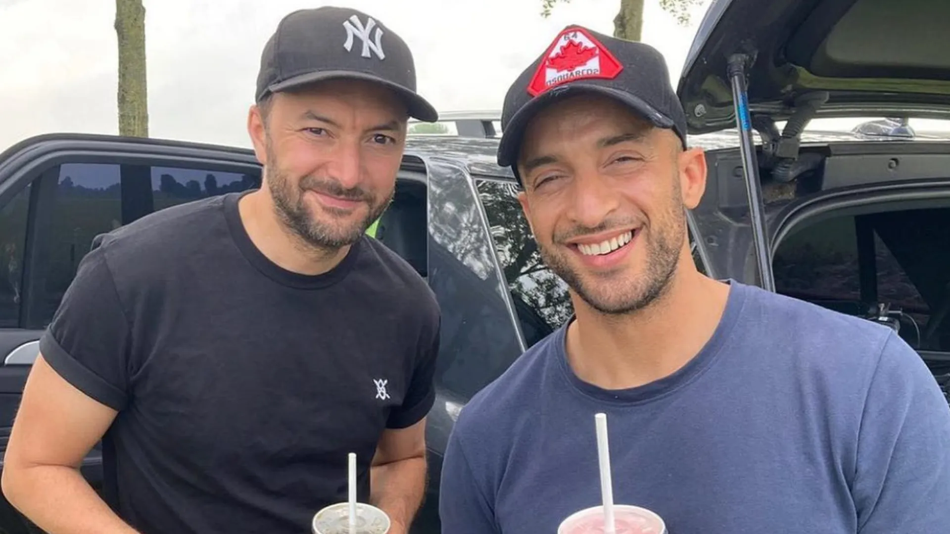 Gruwelijk: Walid Benmbarek showt beestachtige spieren op Instagram