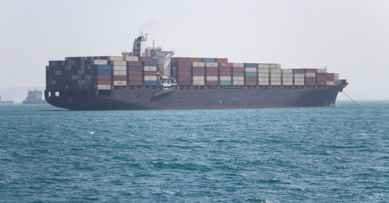 Traders are skeptical of Iran timeline for Strait of Hormuz reopening
