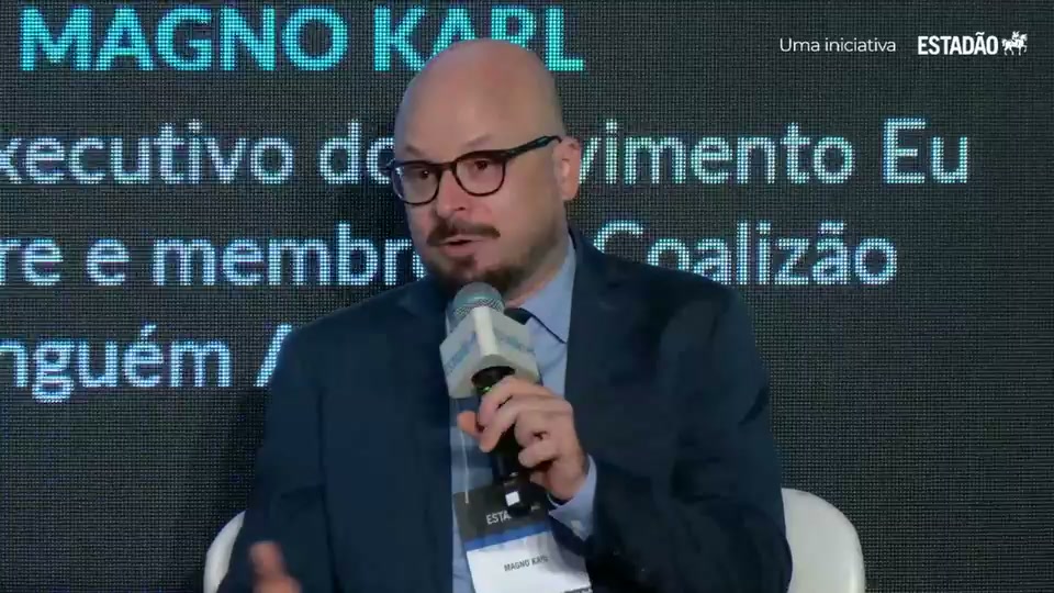 Sabatina para as cortes é disfuncional, diz Magno Karl