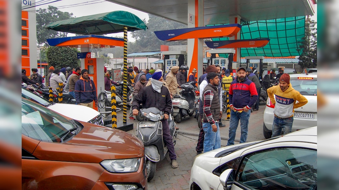 'Arbitrage problem, not supply': Govt blames industrial bulk buyers for ...