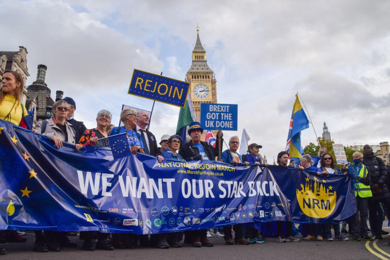 MPs to debate UK rejoining EU after Labour opens door to Brexit 'betrayal'