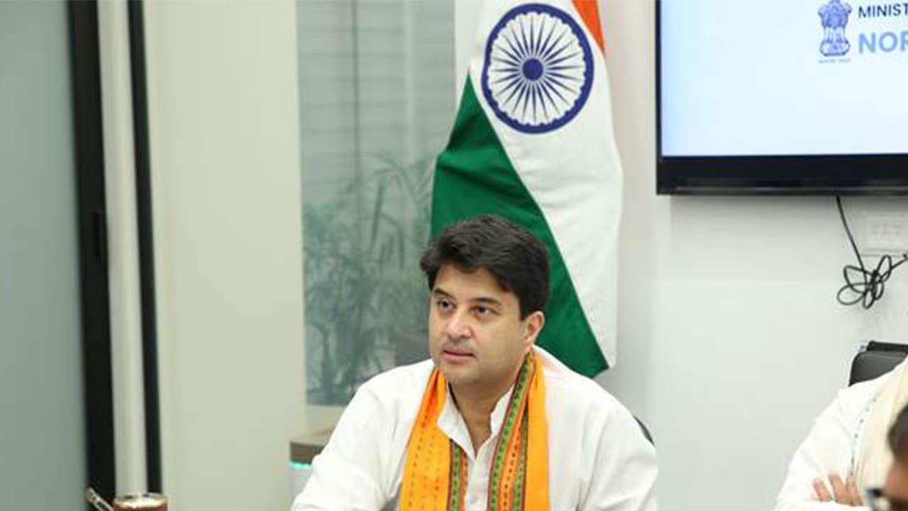 Scindia, Tripura CM launch Rs 236 crore 'Mission Queen Pineapple'