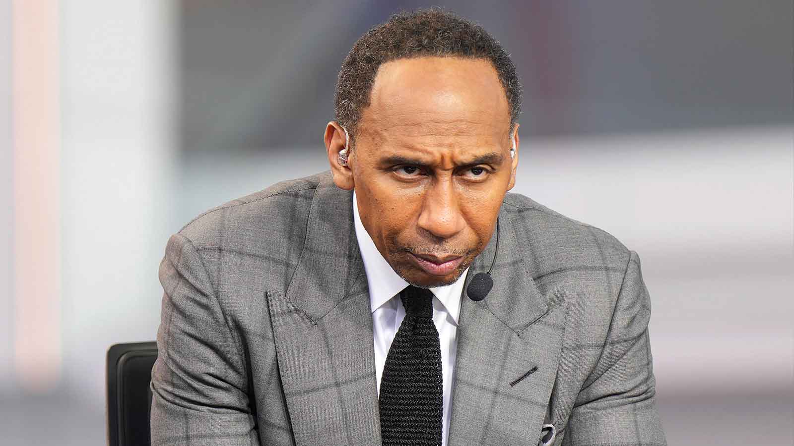 Stephen A Smith absolutely destroys ESPN colleagues for Knicks 'blasphemy'
