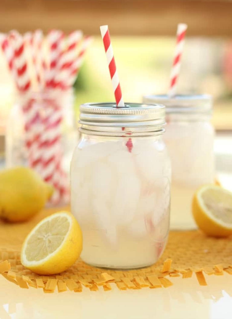 50+ mason jar crafts that never go out of style