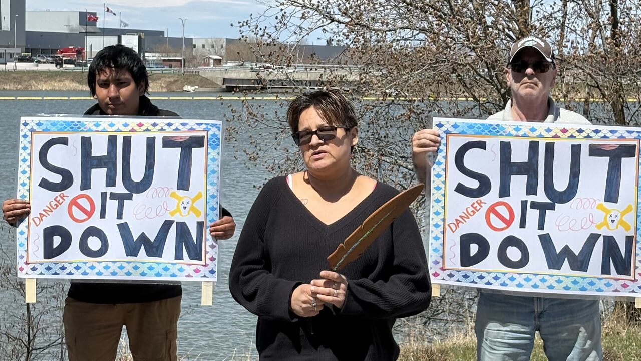 First Nations step up efforts to have Dryden, Ont., paper mill shut ...