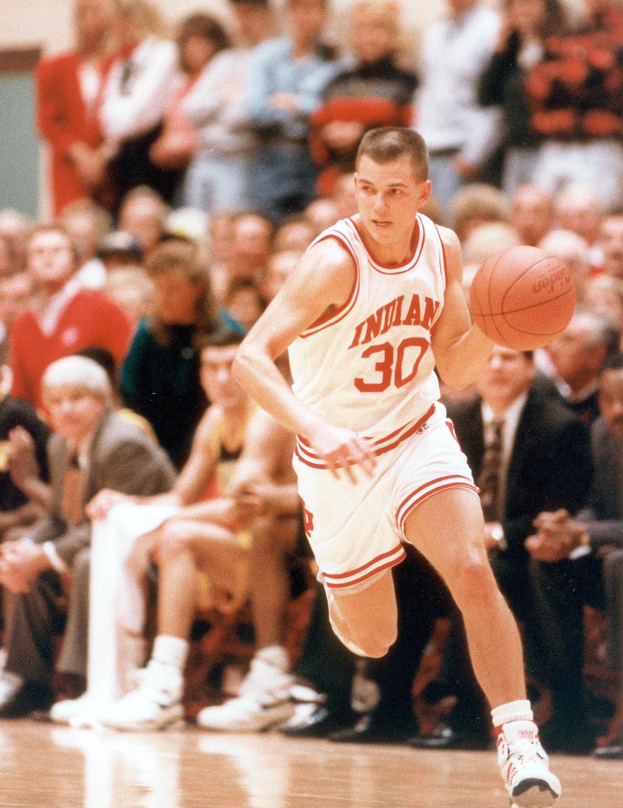 Ex-IU basketball player Todd Leary pleads guilty to felony fraud, set ...
