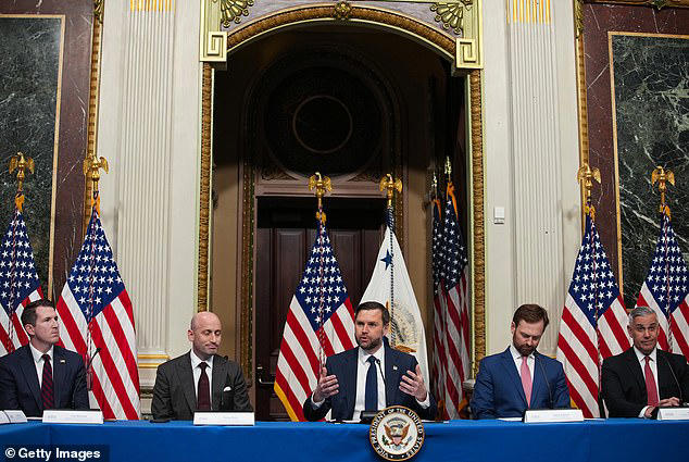 New Trump policy forces thousands to wait abroad in a 'nightmare' green ...