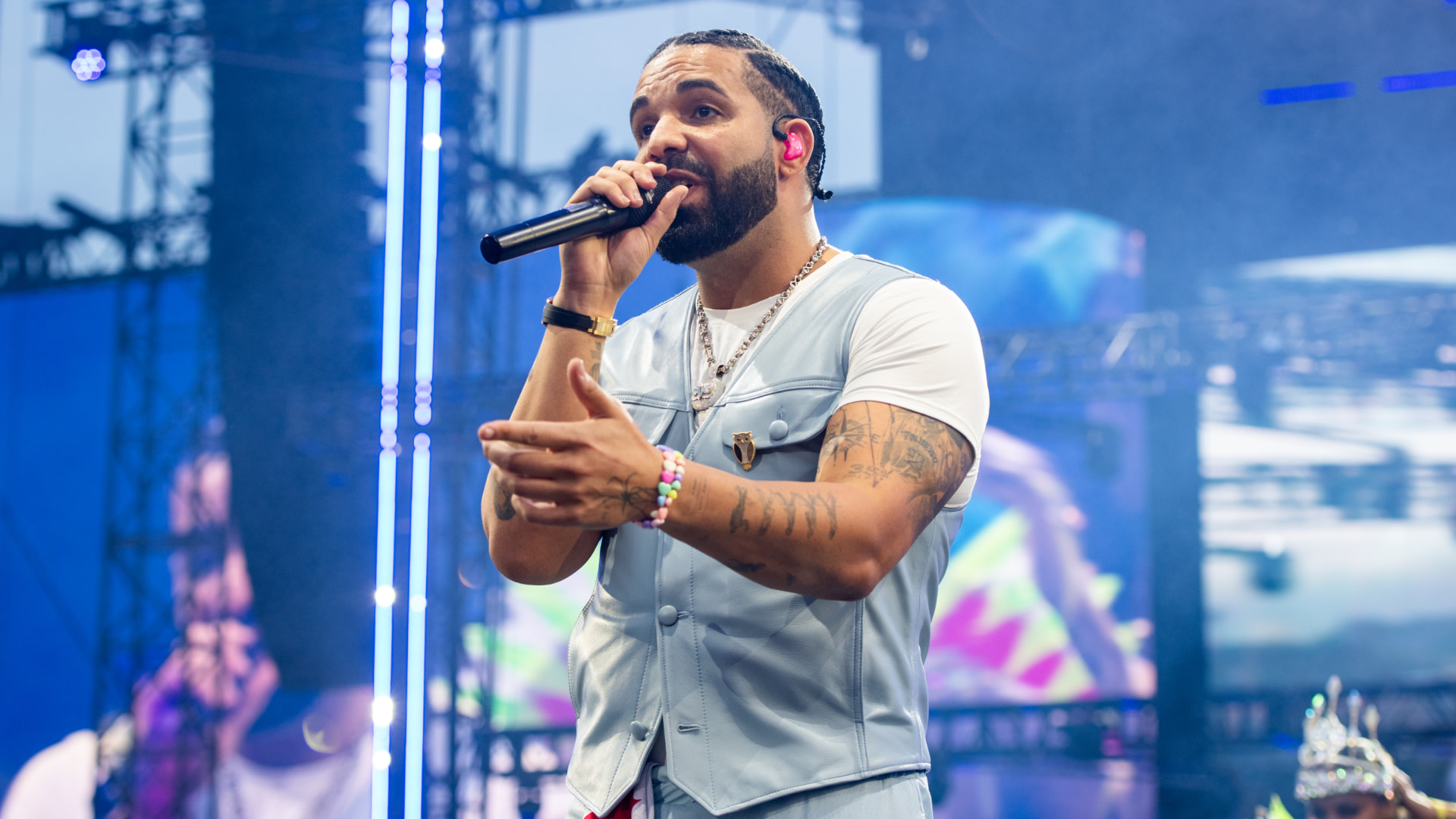 Drake's Hot 100 takeover leads to first-ever appearances on chart for ...
