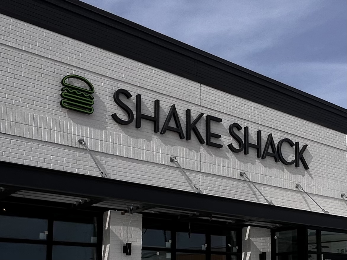 Shake Shack is coming to Tanger Outlets Riverhead — the brand’s first ...