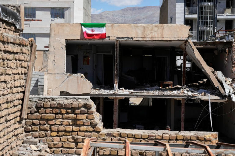 How many weapons has the US used in Iran war?