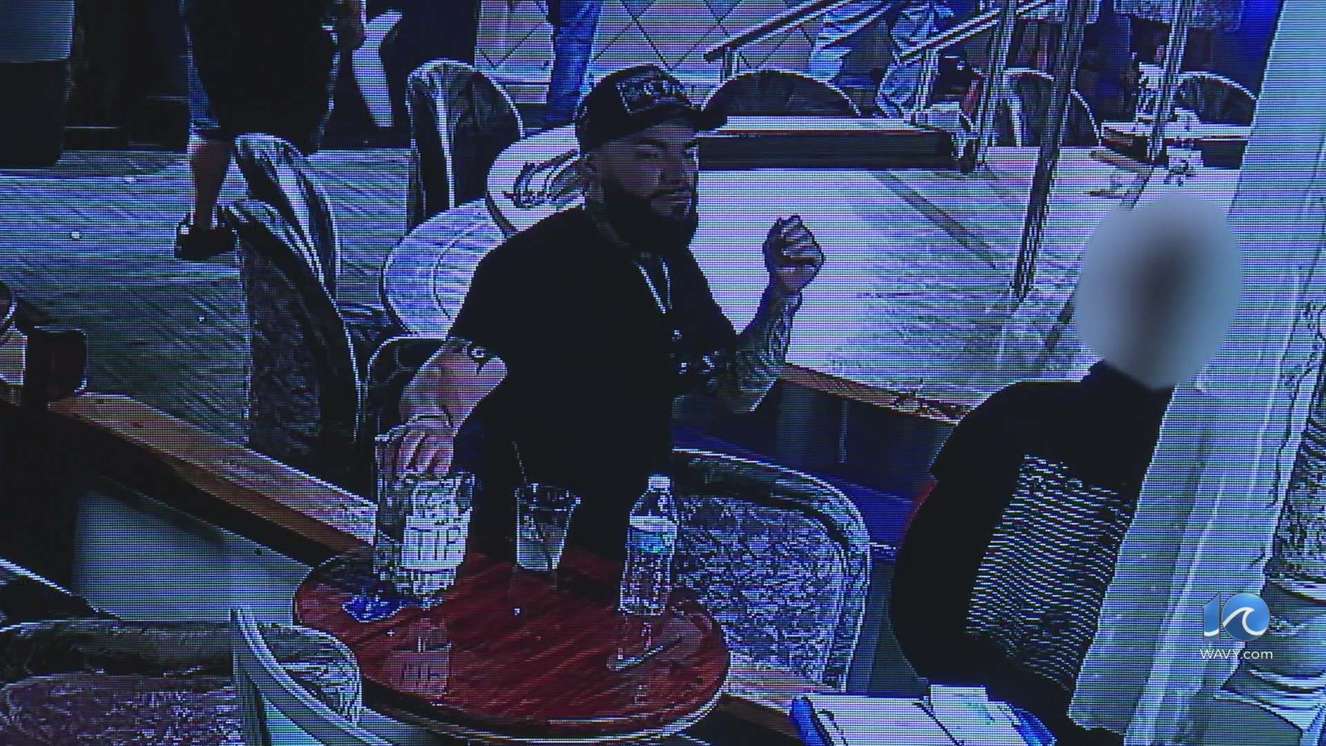 Owner of Mermaids Virginia Beach speaks out after man steals tip jar